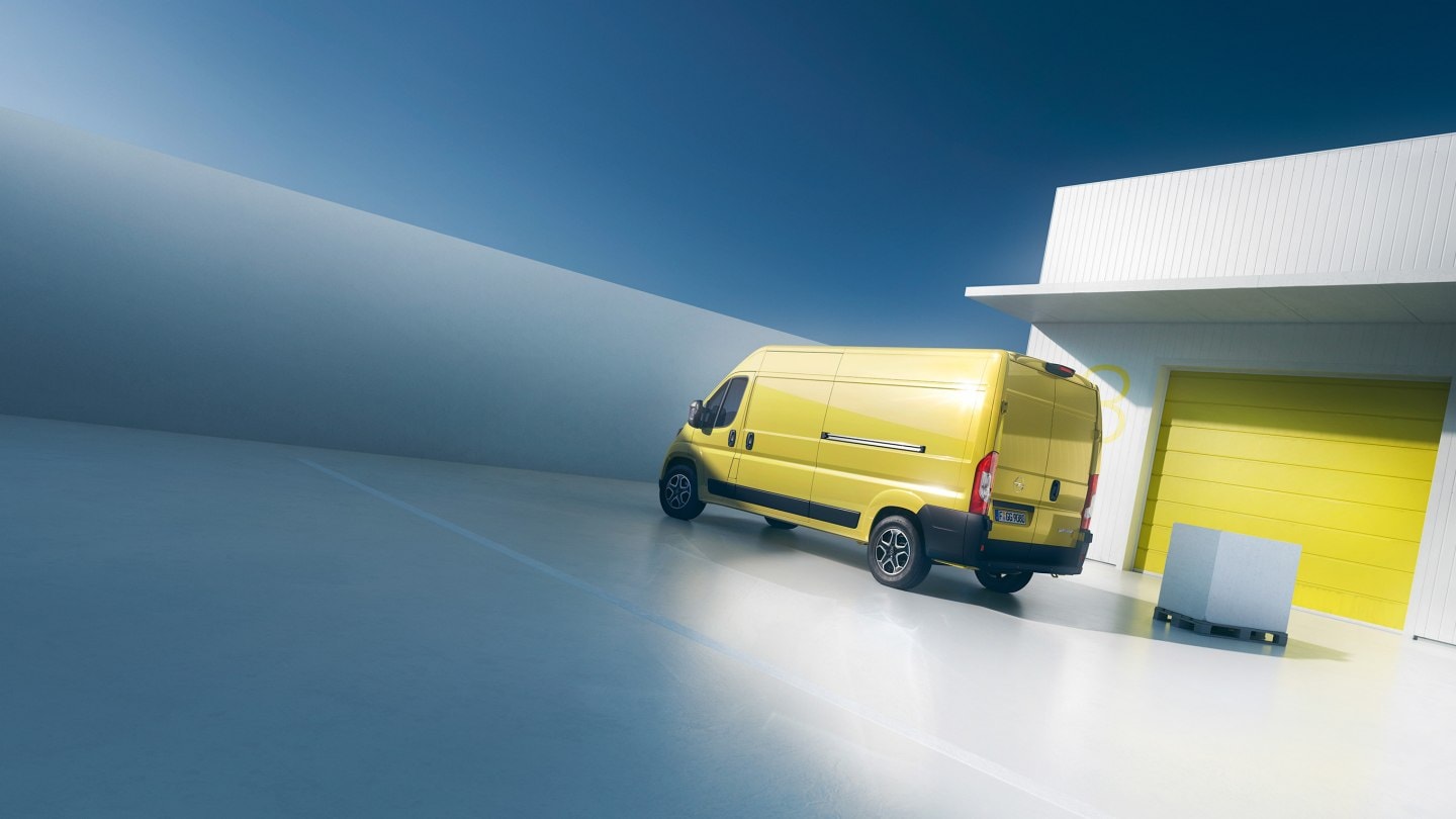 Opel Movano | Commercial Vehicles | Opel CY